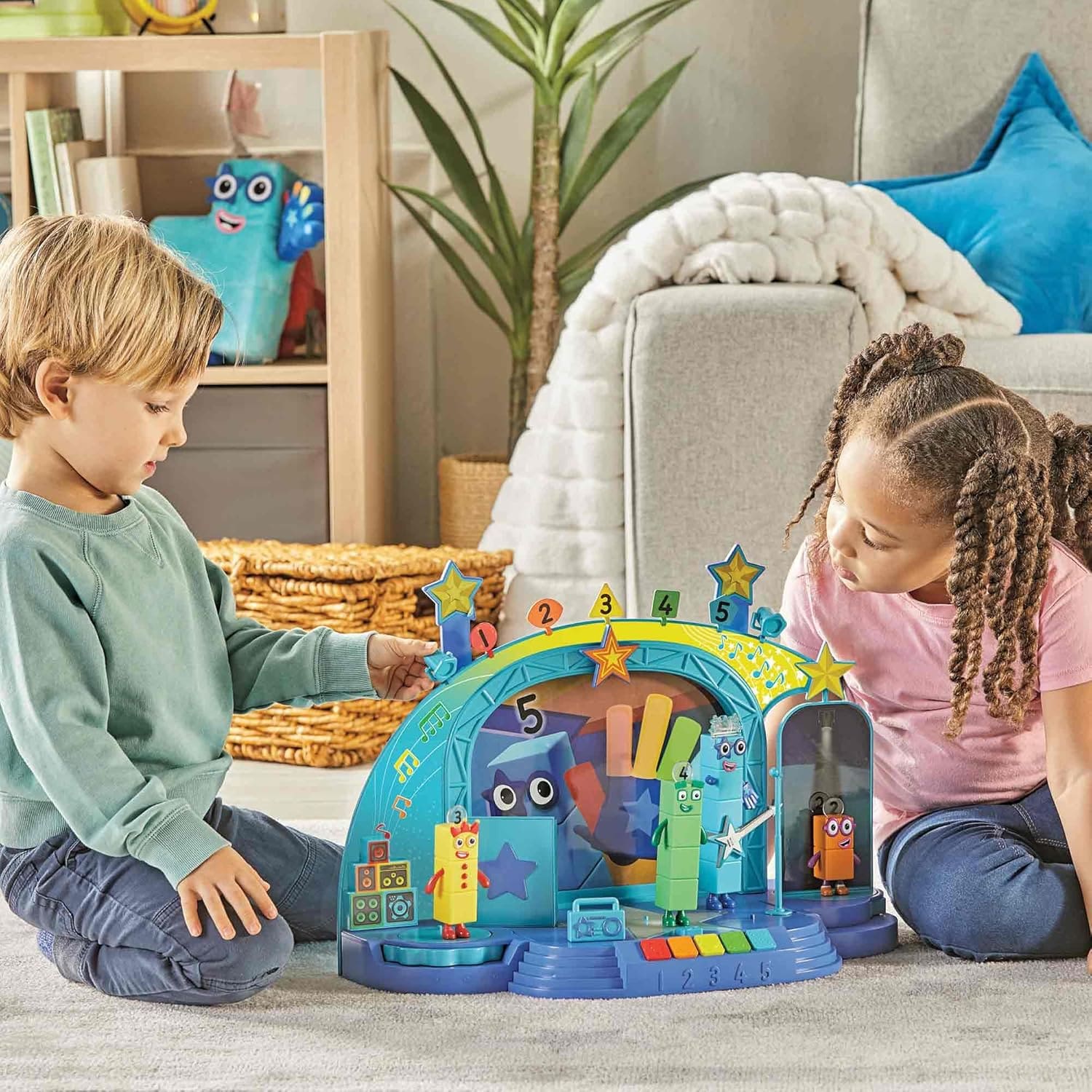 Numberblocks® Five's Musical Superstar Stage - House of Science